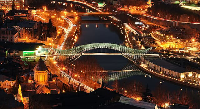What is the name of the bridge in... | Trivia Questions | QuizzClub